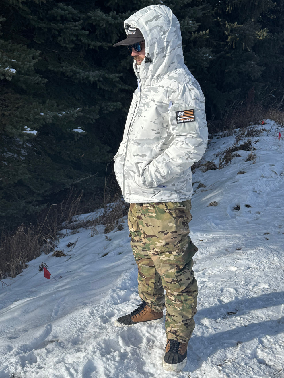 R.T. Crusader Thermal Winter Jacket (Snow Camo)+ Barclava
