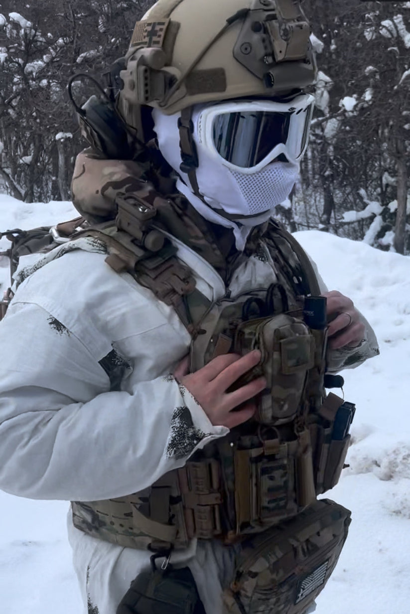 Crusader Snow Camo Pull Over (Zippered Jacket and Pants included)